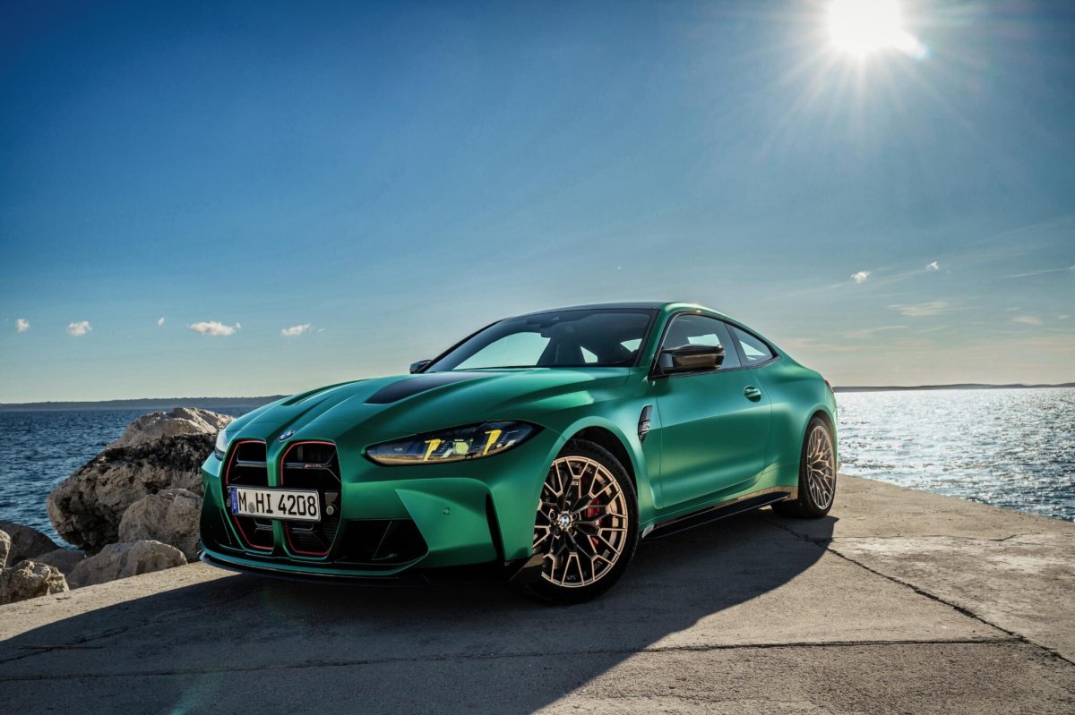 BMW Signature M4 – Yüksek Performans ve Lüksün Buluştuğu Spor Otomobil